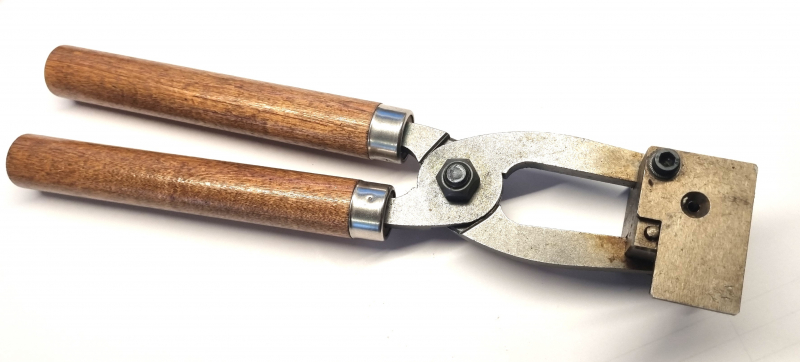 Hensel Kokille (Rundkugel) mit Zange .540 - eGun